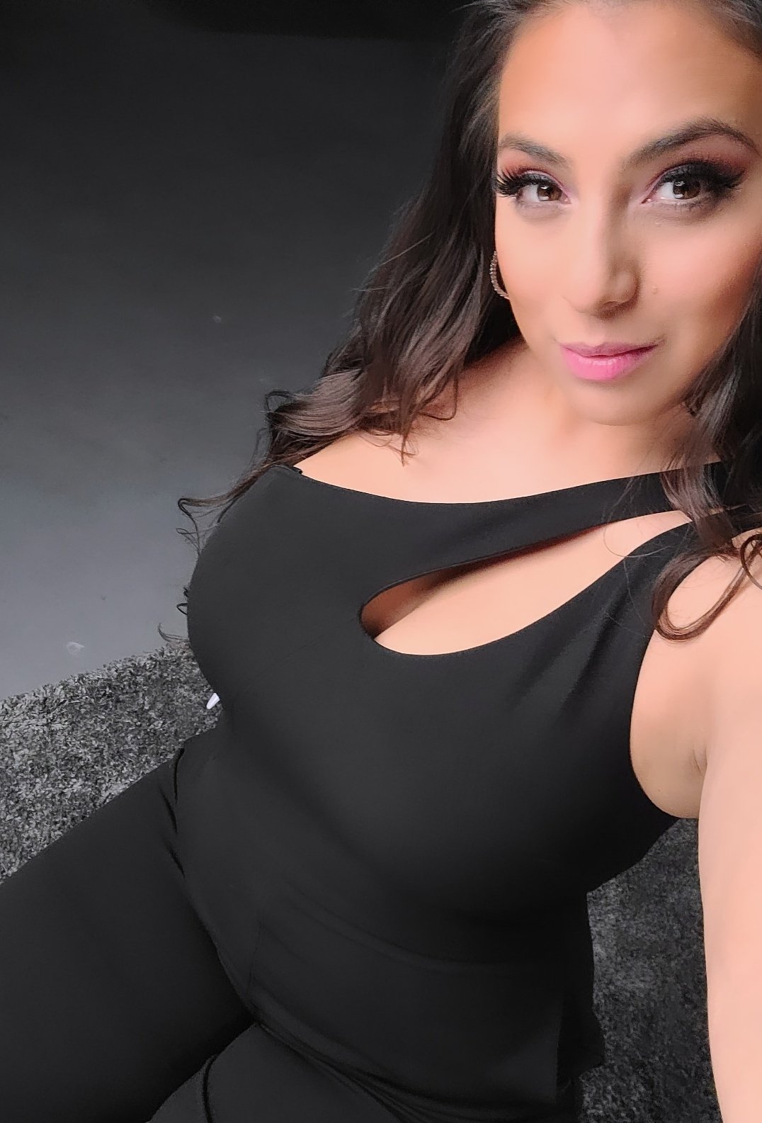 TW Pornstars - Ariel Grind. Twitter. I love this outfit I can't wait to wear it again #tbt # ...