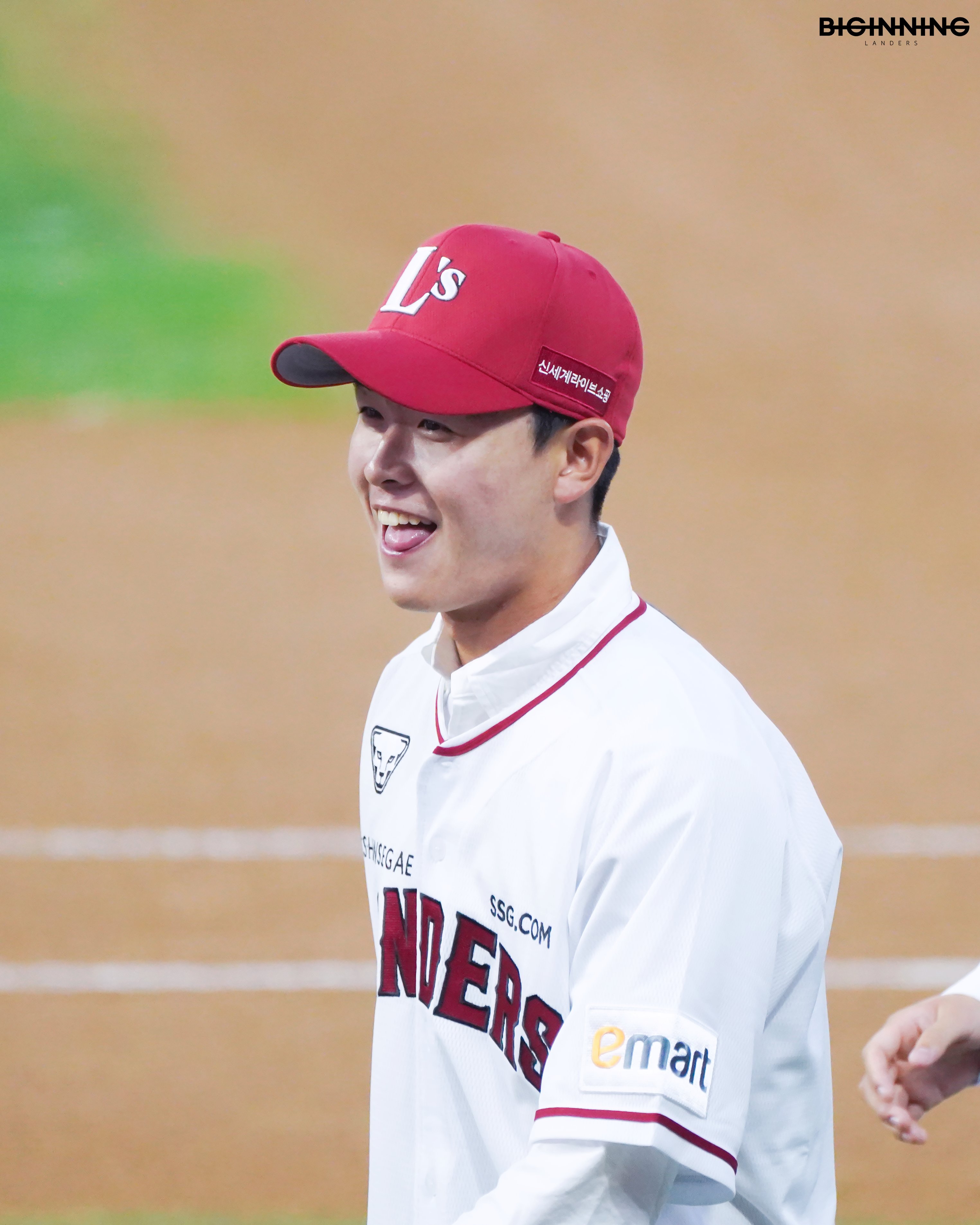 더쿠 - 팔찌가 없으면 숨이 안 쉬어진다는 고3 신인 야구선수