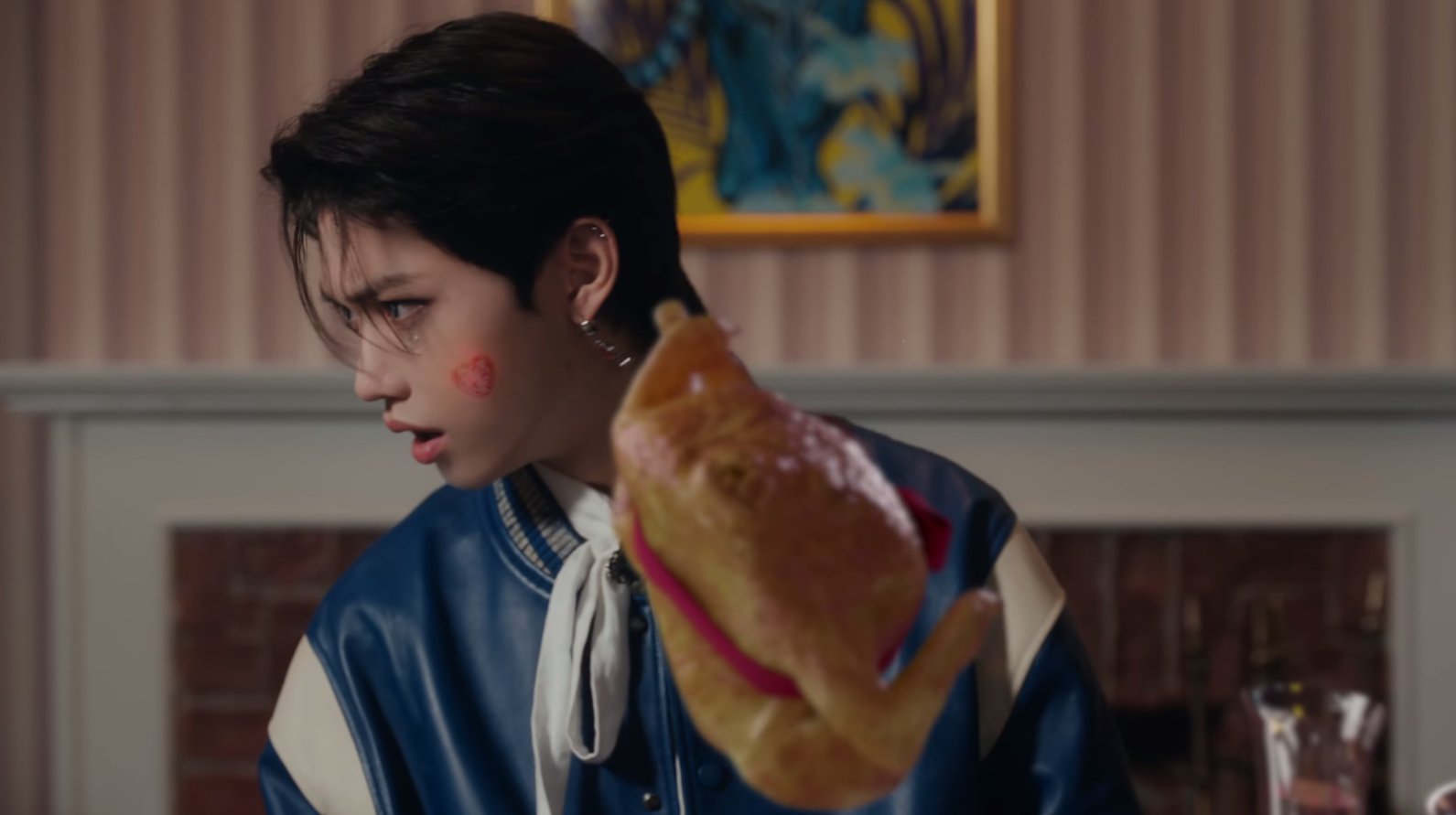 Stray Kids Chart Data 💗 on Twitter: ""CASE 143" M/V has now surpassed 2,100,000 (2.1M) views on ...