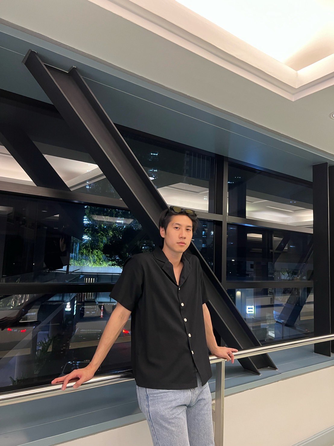 Bright Rapheephong on Twitter: "🖤 https://t.co/jykNx1S307" / Twitter