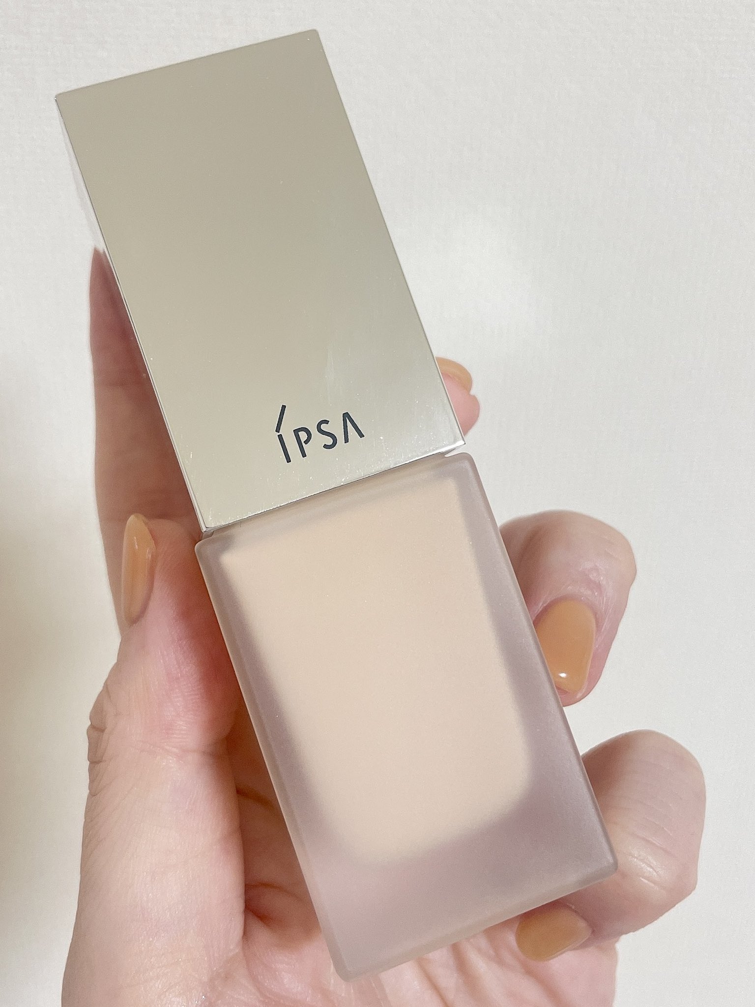 ハナ💄下地マニアの元美容部員 on Twitter: "超ハイスペだと思ってるIPSAの新ファンデ。みずみずしさとカバー力を両立した二刀流。だからアラはちゃんとカバーできるのに塗ってます感が ...