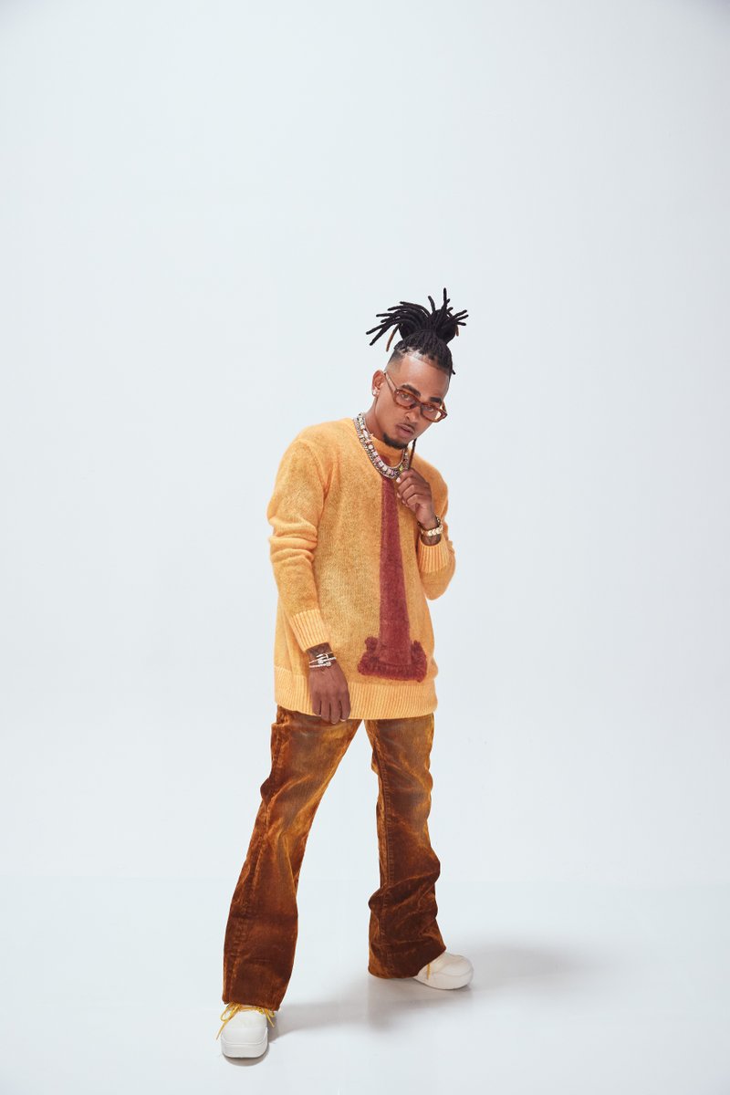 Kick back and vibe out to @ozuna's 5th studio album, 'Ozutochi.' 😌 Hear ...