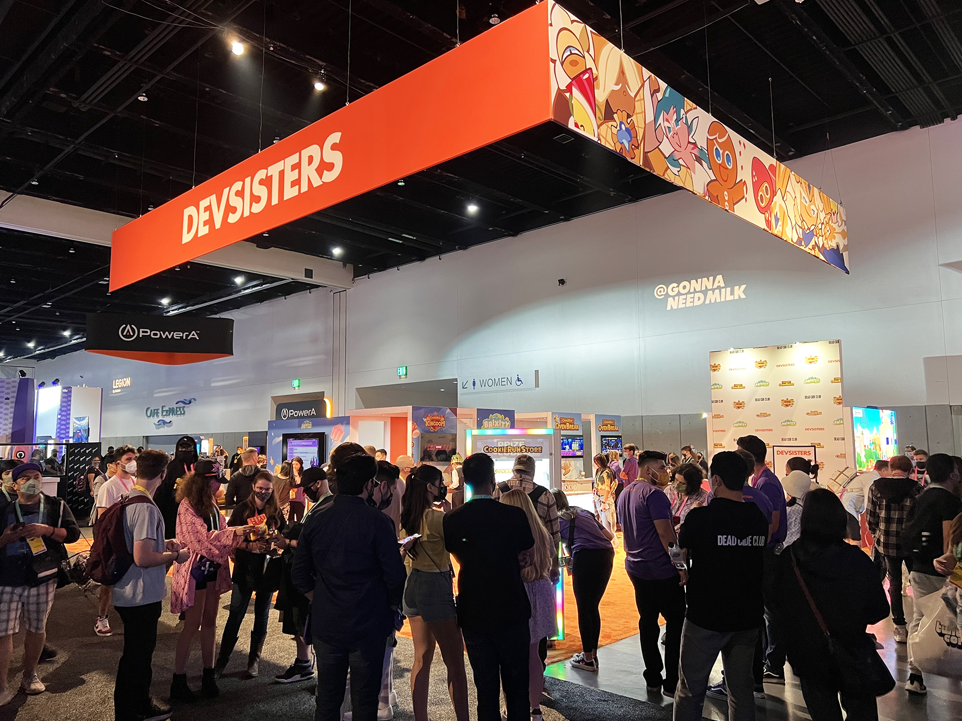 Devsisters on Twitter: "Devsisters at #TwitchConSanDiego🧡 Thank you, TwitchCon, for a fantastic ...