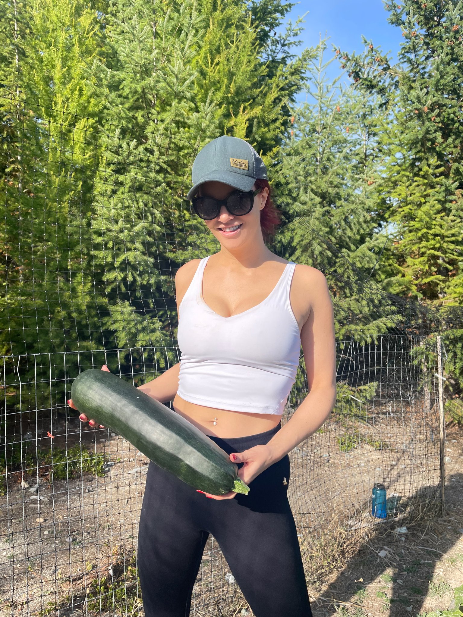 Jayden Cole on Twitter: "Now I never claimed to be a size queen, but this is a state fair blue ...