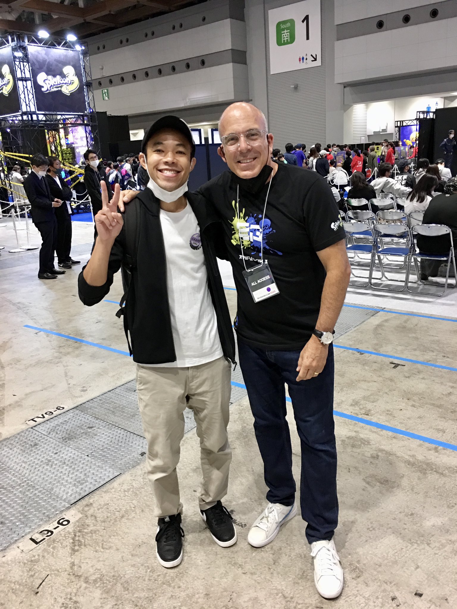 Genki on Twitter: "Bumped into @thetruebowser at Nintendo Live! Super nice guy! XD https://t.co ...