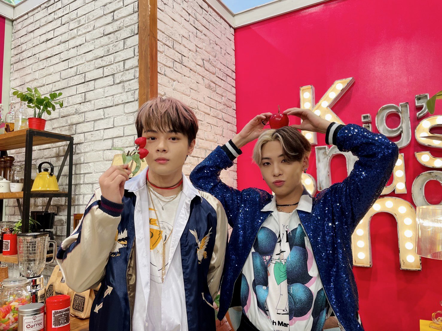 JO1 on Twitter: "TBS《 王様のブランチ 》 #川尻蓮 #鶴房汐恩 #大平祥生 #豆原一成 が出演させていただきました🍗🫕 ありがとうございました！！ #JO1 # ...