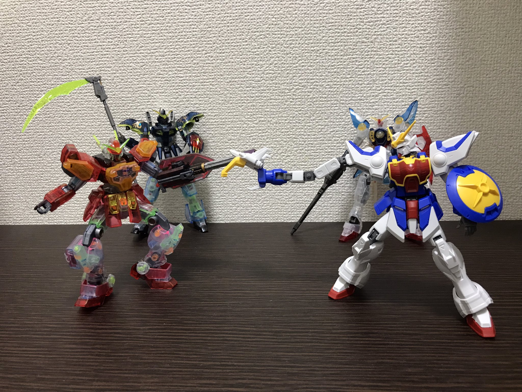 Toy Cool Kool-Kool on Twitter: "オペレーションメテオ発動！偽物は誰だ？！ガンダムファイト？！張五飛が駆るHG シェンロンガンダム！唸れドラゴンハング！【ガンプラ ...