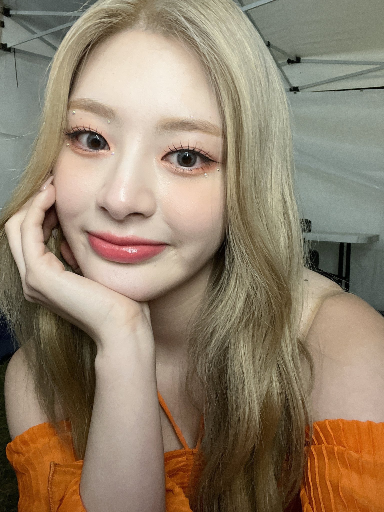 tan rbuy (rill)ლ𖥻♡⃝ ᵎ (@mahaepocas) / Twitter