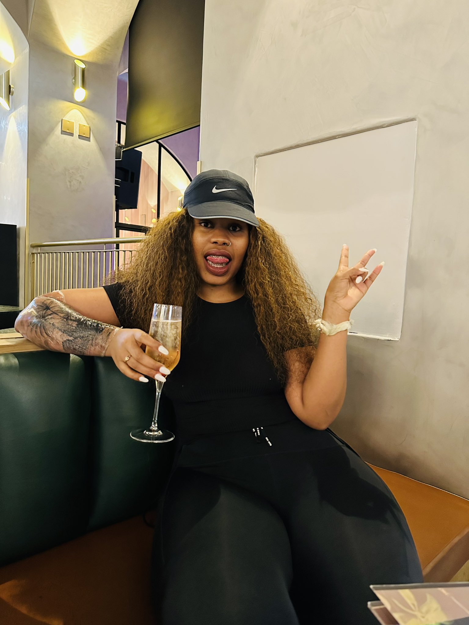 XOLI MFEKA on Twitter: "Hello😊 https://t.co/ElCOEneSyo" / Twitter