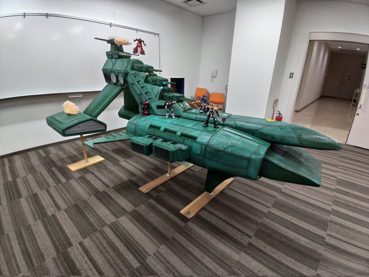 浩輔 友杉 on Twitter: "ジオンVSエユーゴ"