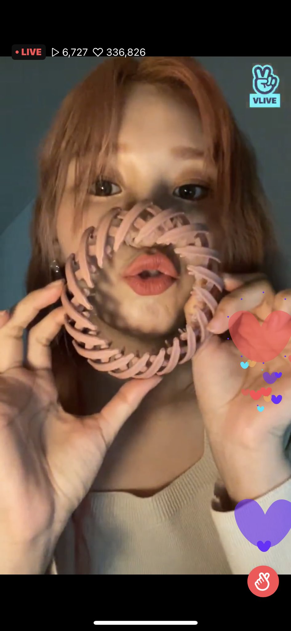 특이하다 on Twitter: "#20221008 #비비지 #엄지 https://t.co/U2NTrAyNbb" / Twitter