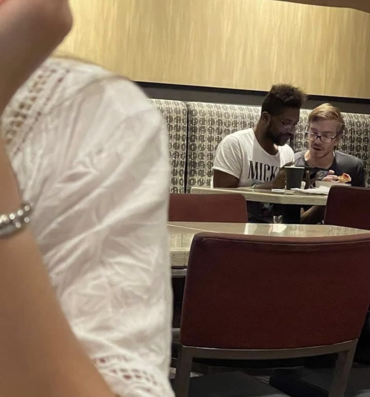 Hoodville on Twitter: "Wait hold up…. https://t.co/k3K2QMtMd0" / Twitter