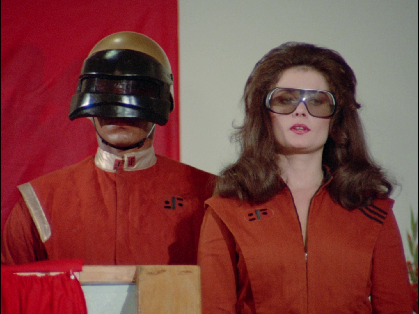 Fifth Column Visitors - 🤖 for 'V' 🦎🐁🔥 on Twitter: "0x02: V - The Final Battle #V1983 #V83 https ...