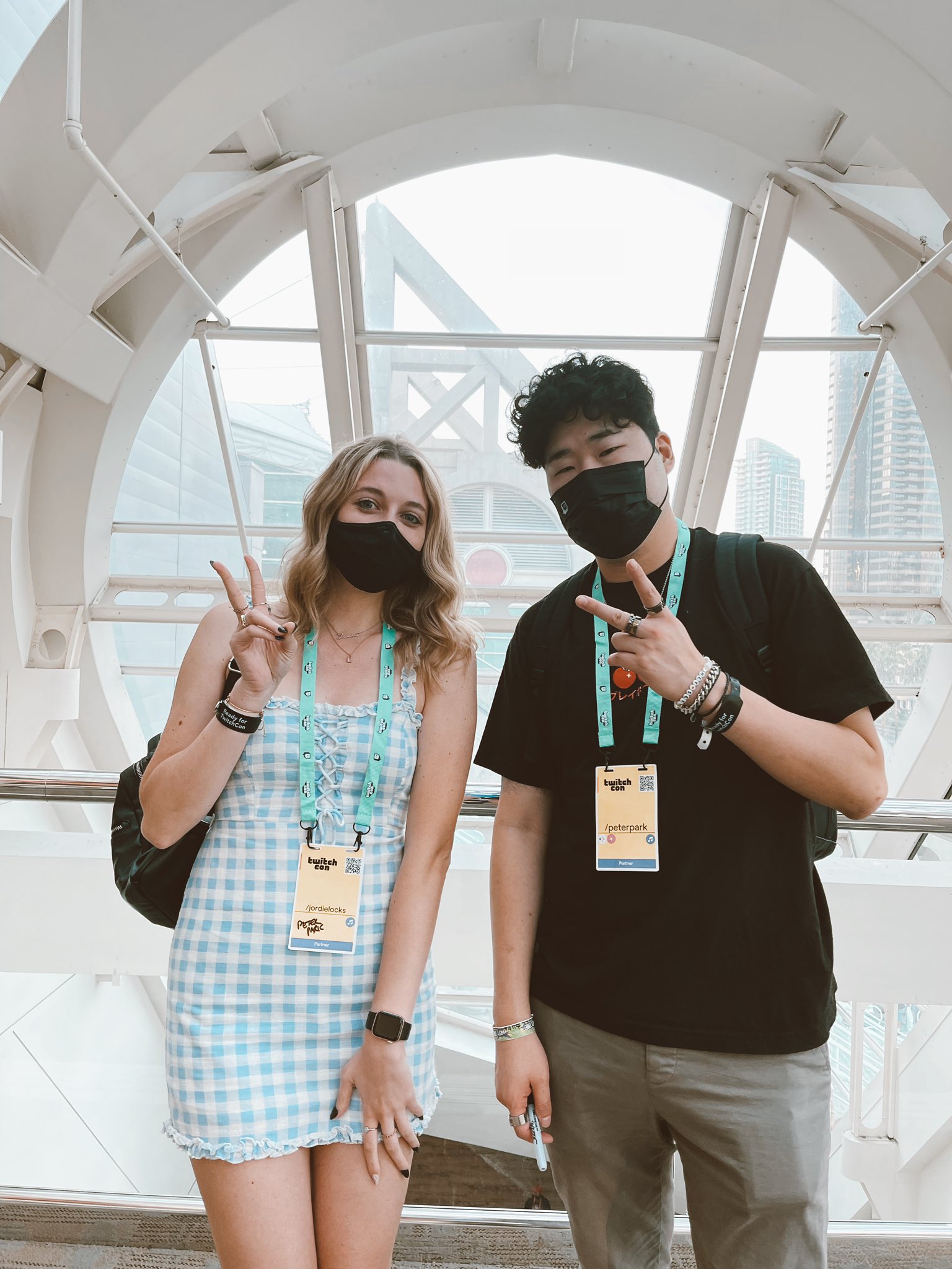 Jordie on Twitter: "A wild Jordie with some @100Thieves legends 🥳 @peterparkTV @neekolul ...