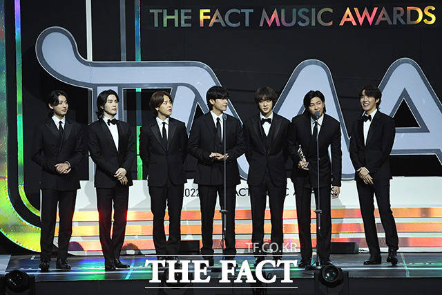 Pannkpop On Twitter Netizens Wonder Why Bts Got Daesang At This Year