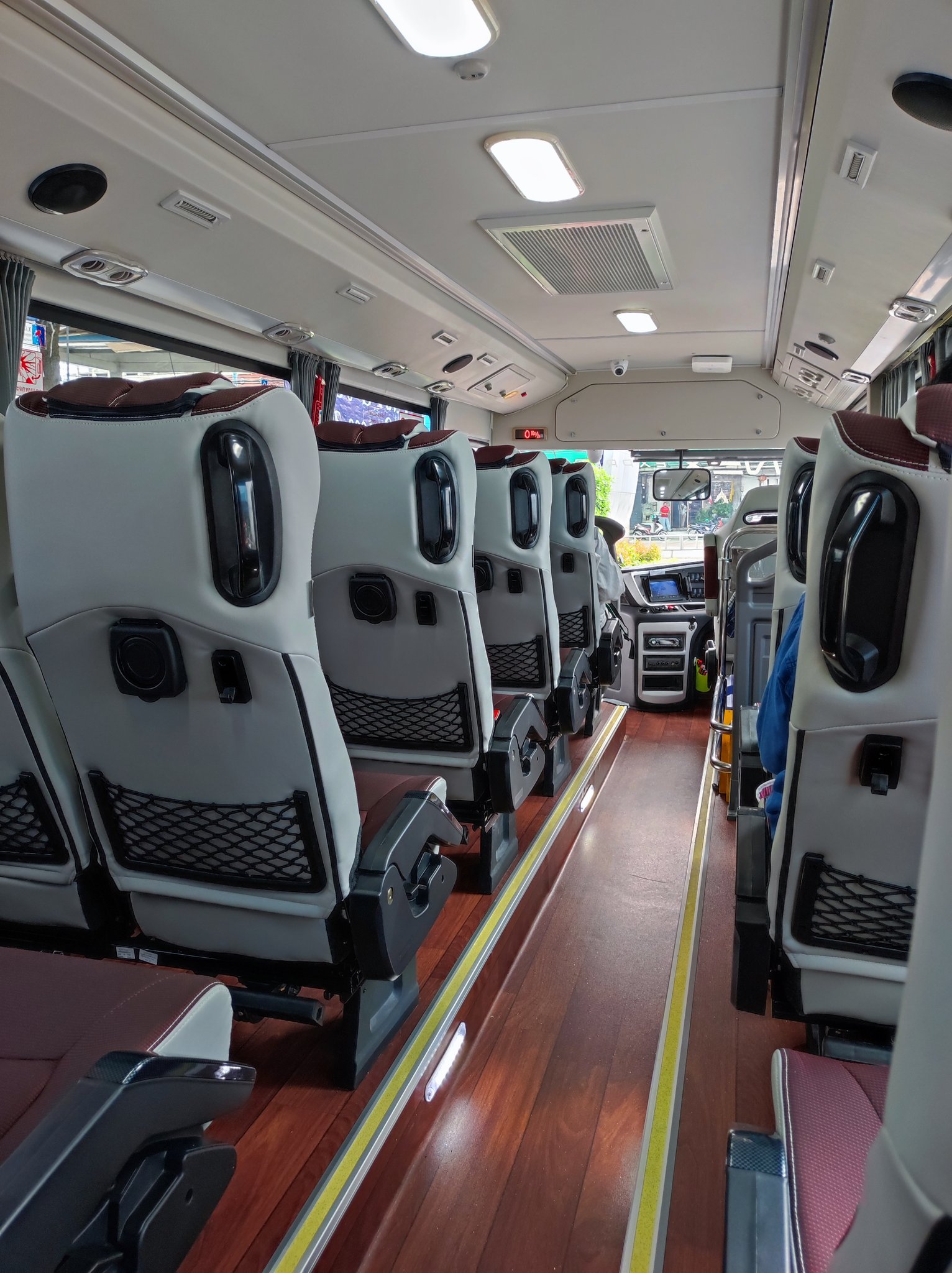 nimdaex ฉีดแล้วร์ร์ร์ร์ร์ on Twitter: "NEX EV Minibus https://t.co/WIJ1J8Hey5" / Twitter