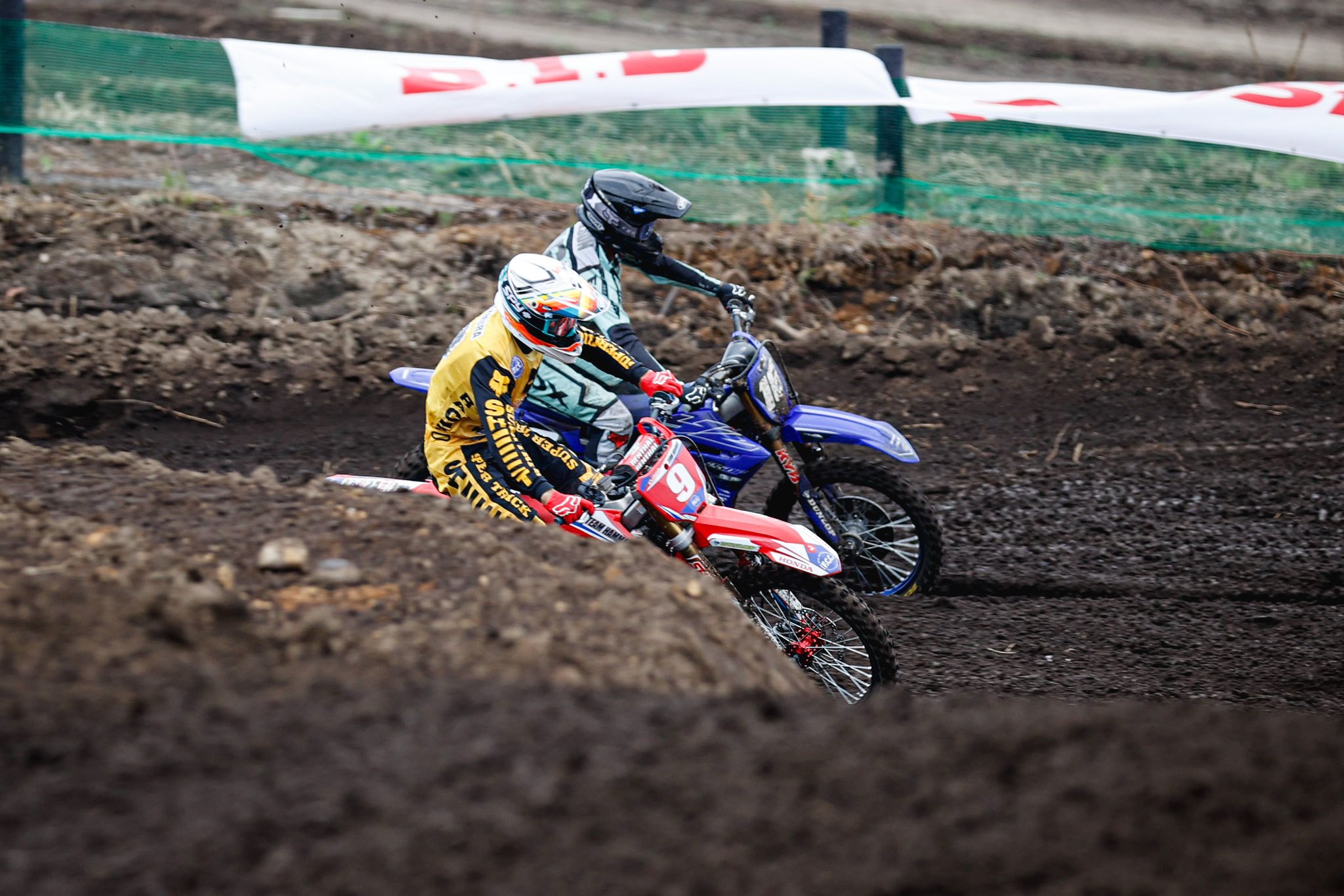 Off1.jp on Twitter: "轍のきついコーナーでインに切れ込んで…→続く https://t.co/Apjyphq5XA" / Twitter