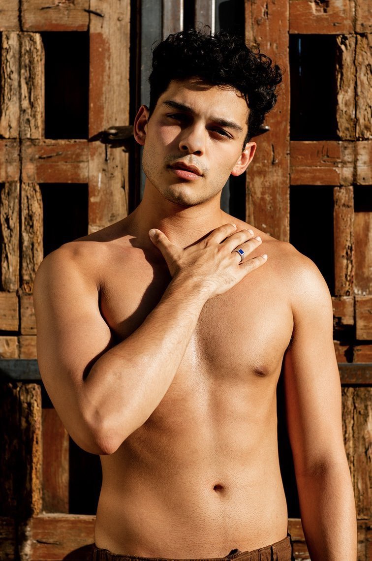 Fit Famous Males on Twitter: "Anthony Keyvan 😍🔥 https://t.co/Ujau8I673k" / Twitter