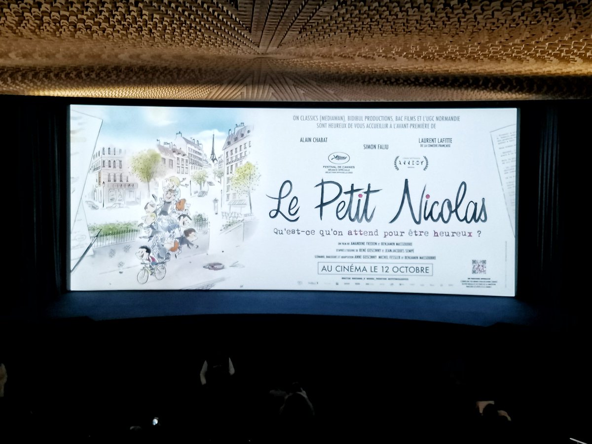 Mitra Etemad on Twitter: "En place pour l'avant-première du film Le ...
