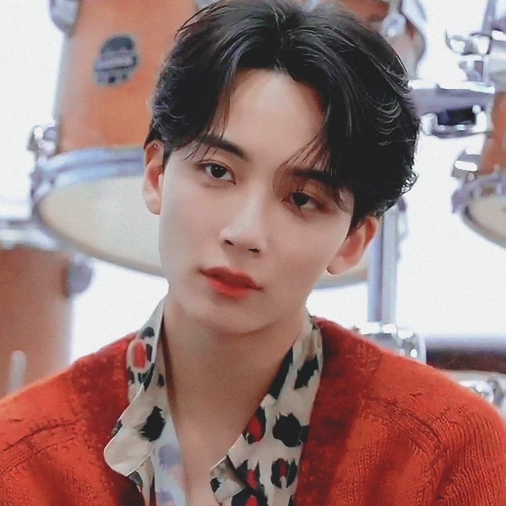 김루나 on Twitter: "RT @flffypuff: #정한 #윤정한 🔗 https://bit.ly/3fTBWj9 🔗 https://bit.ly/3MxOHw5"