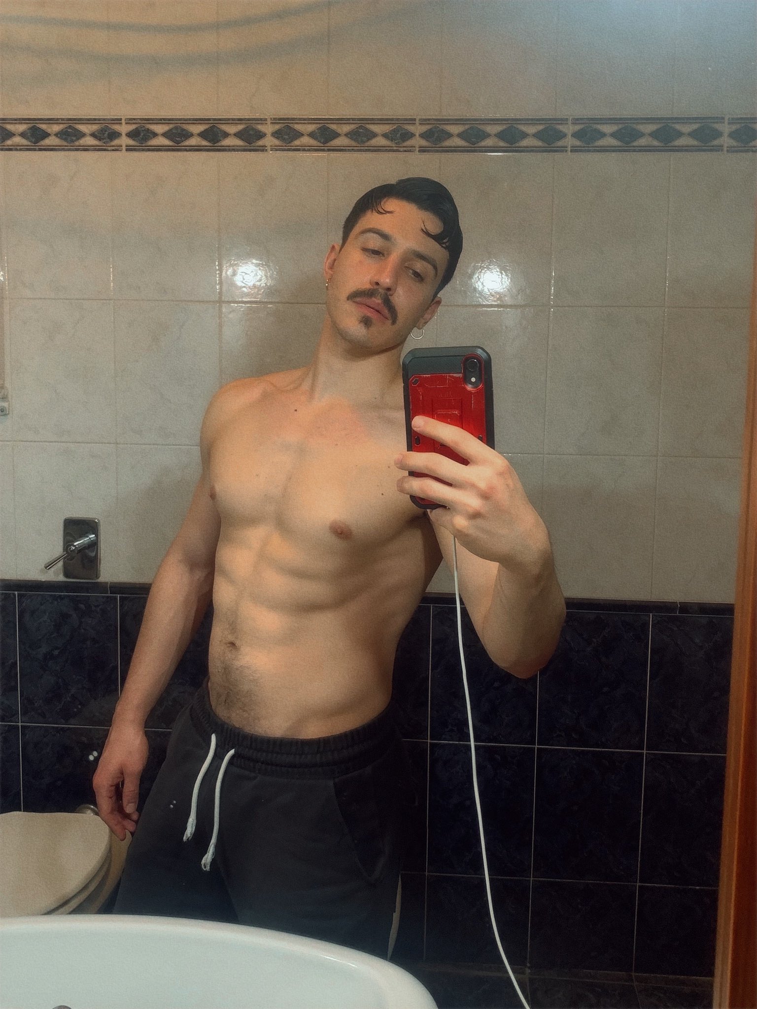 VERGO on Twitter: "🧛🏻☔️ https://t.co/AxjmcZAPBr" / Twitter