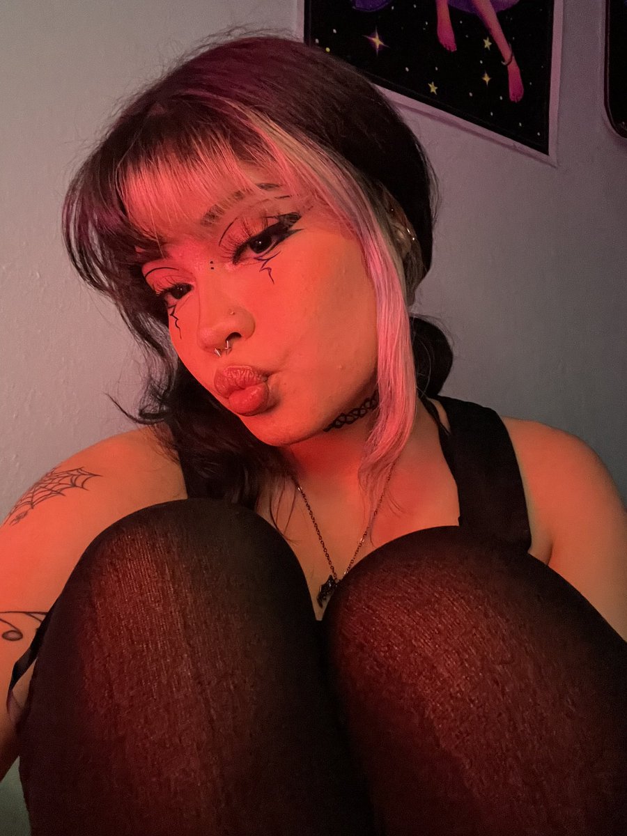 zaph!ra on Twitter: "hi gm"