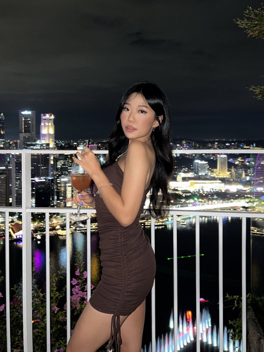 crystal♡ on Twitter: "cheers"