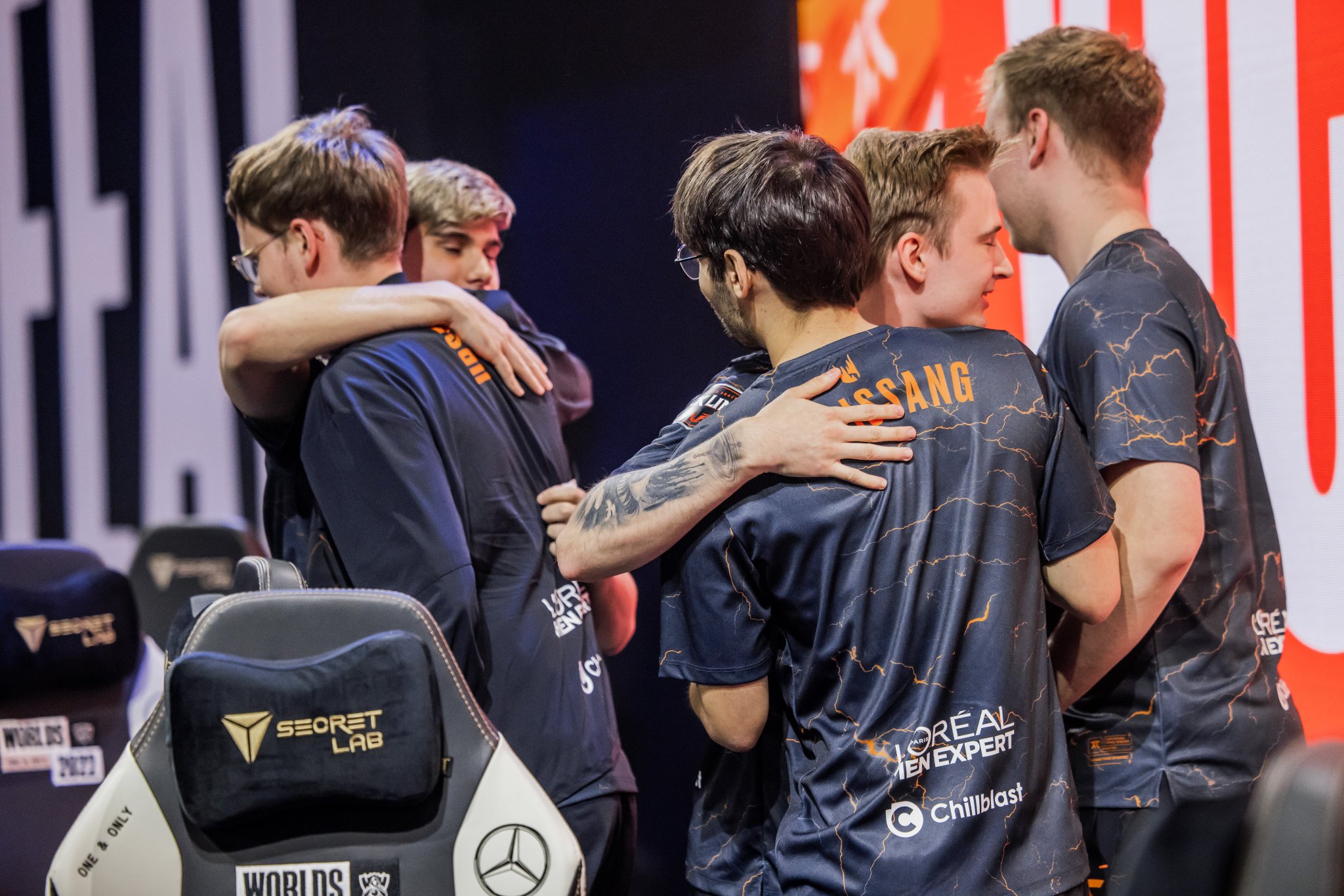 FNATIC on Twitter: "EDG hand us our first loss in New York. Despite it, we're beyond proud of ...