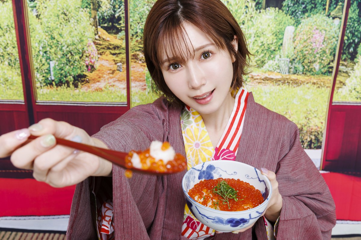 エスワン【公式】 On Twitter S1企画 食べ写 🍴 専属女優さんを呼んで好きな物を美味しく食べてもらいました! 第11回目のゲスト 小島みなみ ちゃんの食にまつわるエピソード