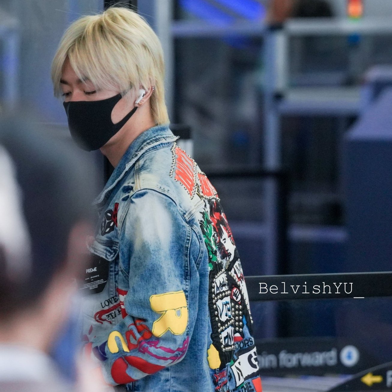 NCT YUTA SQUAD on Twitter: "#YUTA at the LA airport 🔥. https://t.co/ONKbD7Z7lq" / Twitter