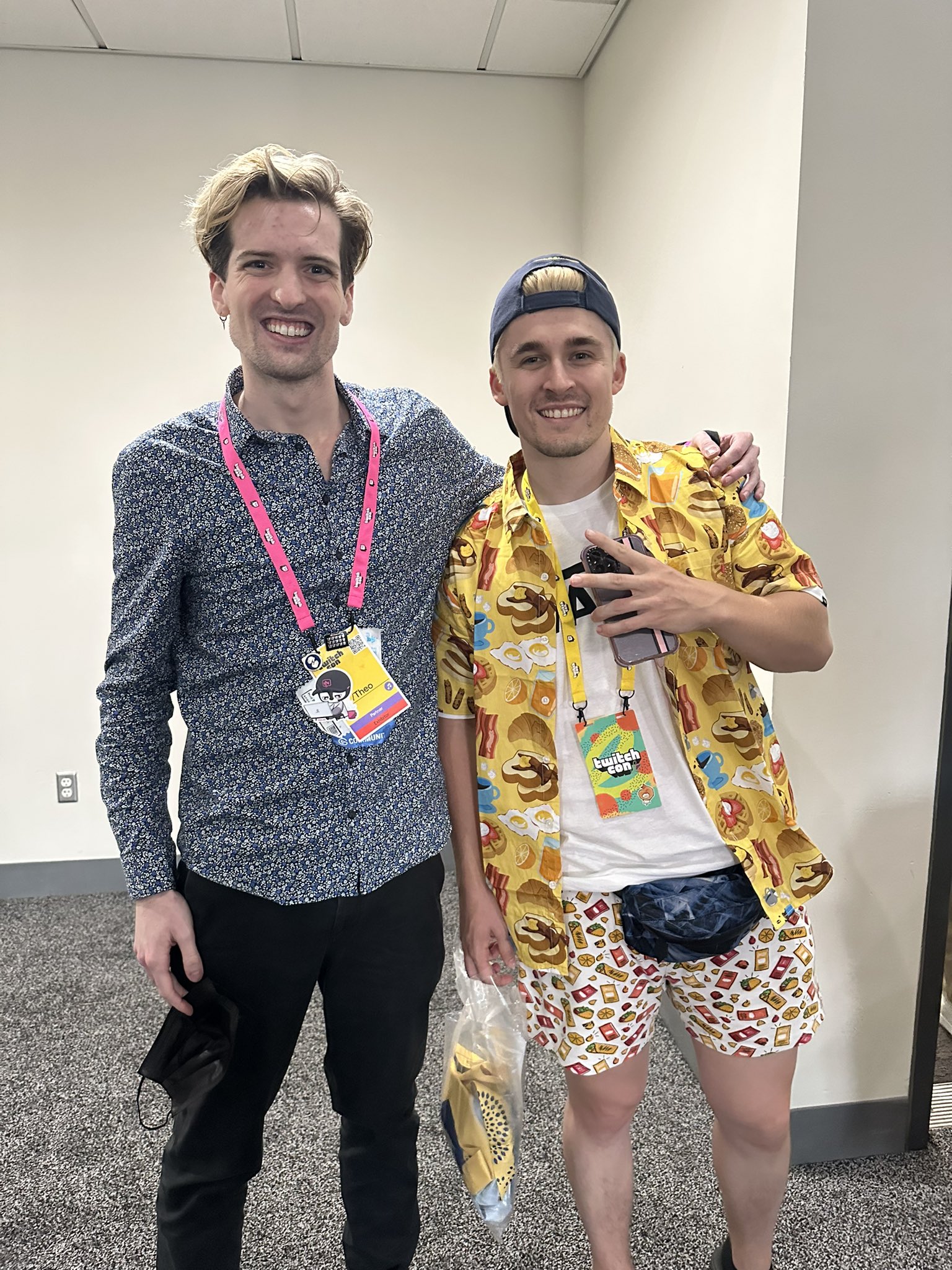 Theo - ping.gg on Twitter: "Can confirm - I think he stole a badge from @Ottomated_ https://t.co ...