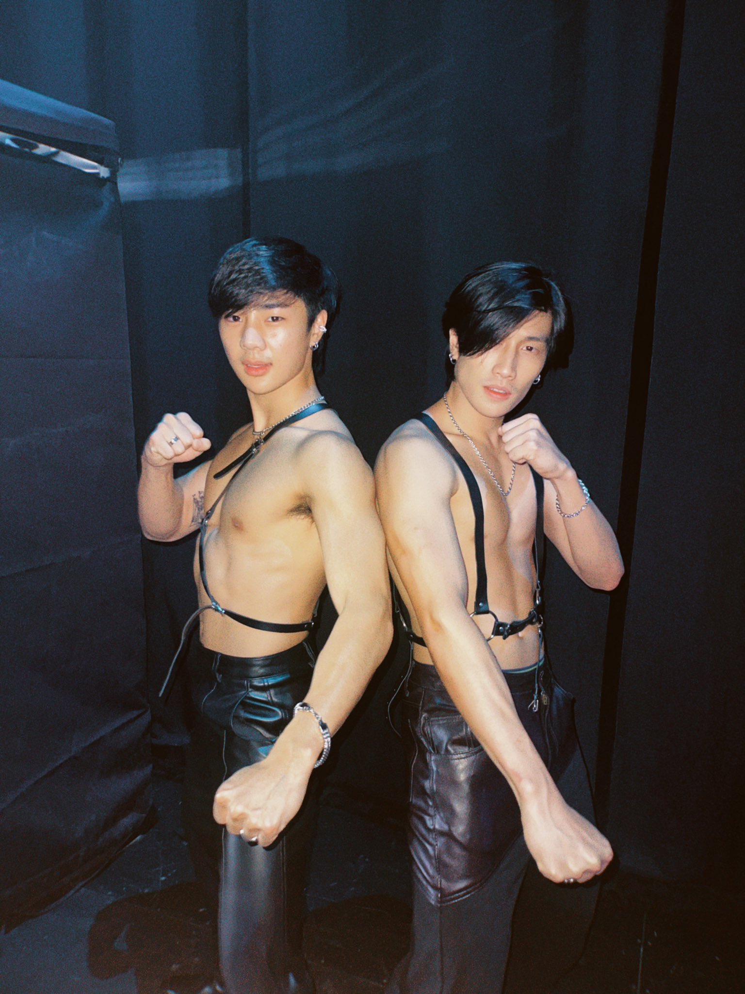 Tong Thanayut on Twitter: "#KPWorldTourSingapore (9) https://t.co/B1TFpDw4Oj" / Twitter