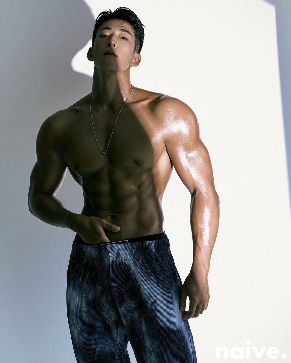 FOREST ALBUM 🏳️‍🌈🕊️🇺🇦 on Twitter: "Photos and photo session | 男模/健身教练 ：cho_yongmin｜摄影工作室 ...