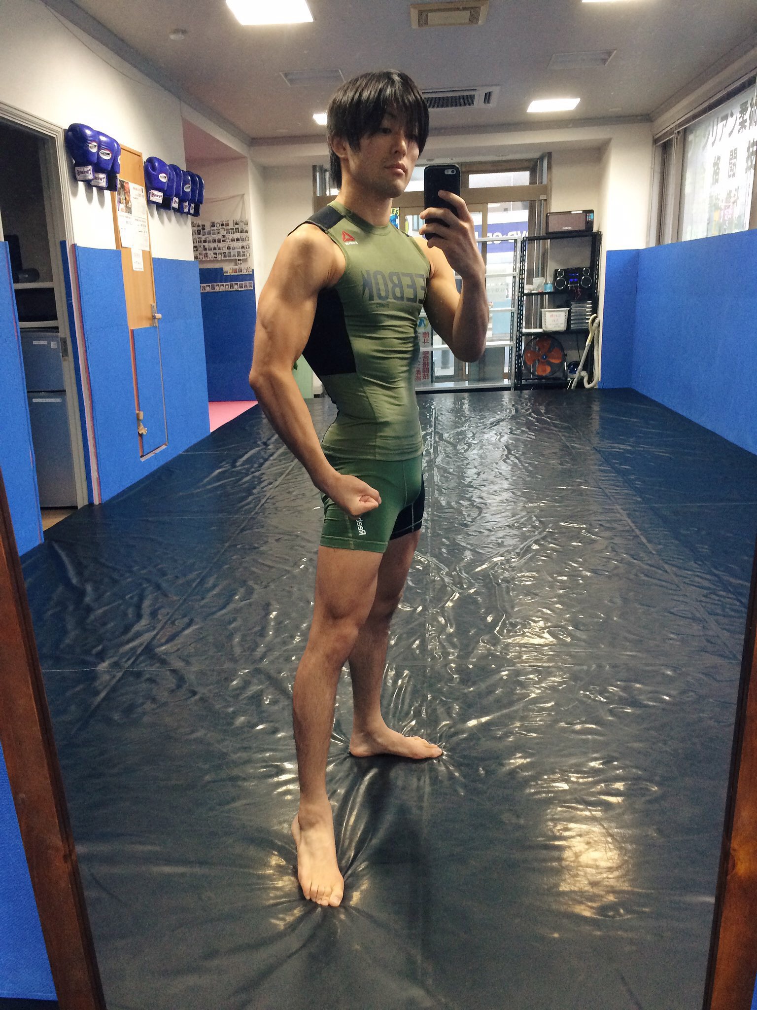 上田貴央【FIGHTER’S FLOW】 on Twitter: "@botta_slacker 測ってないですが、ホントに内臓入ってんのかなって感じでした（笑） https://t.co ...