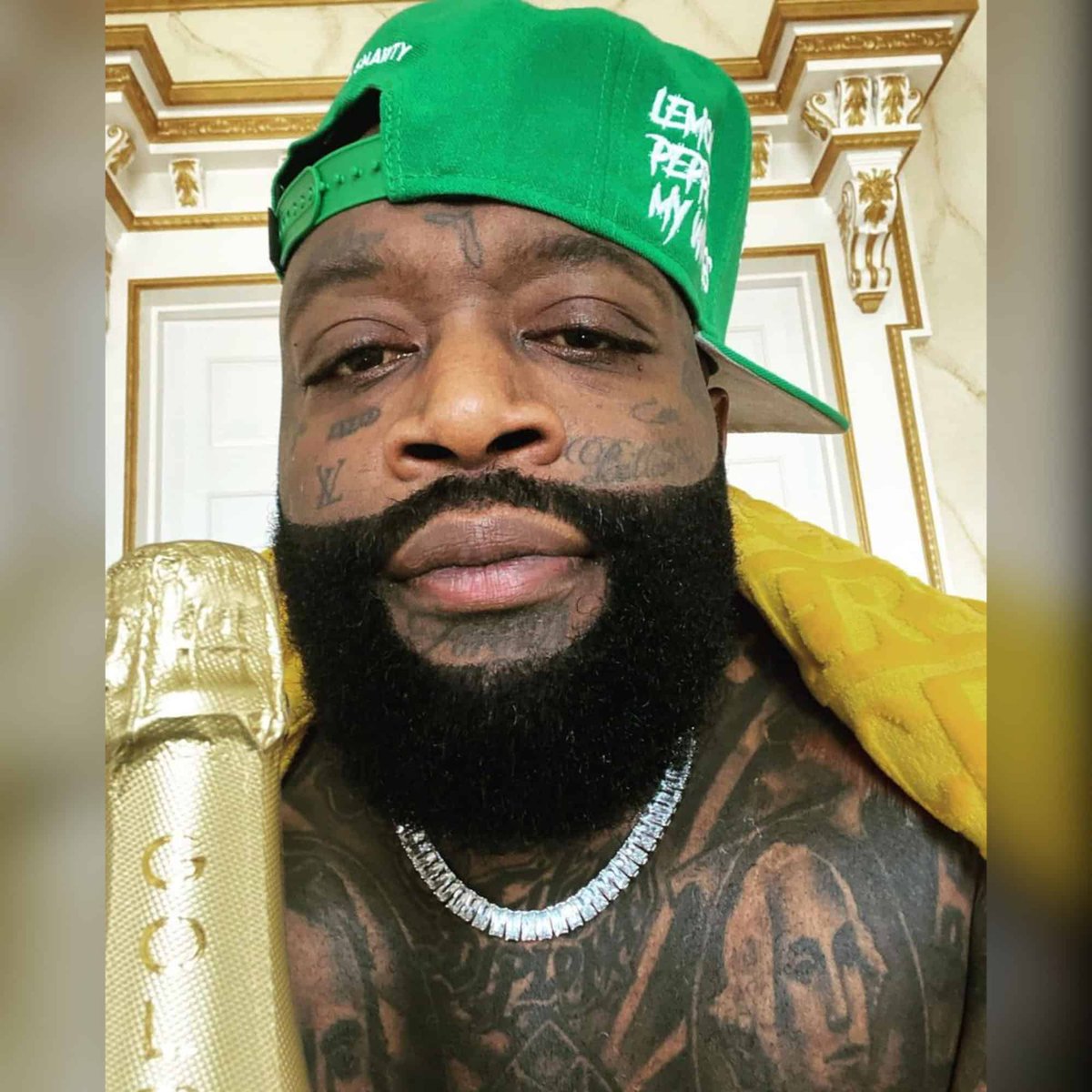 🧔🏿‍♂️ Bane of KT Hammond's life on Twitter: "Which looks more fake Jalen Rose's hair/hairline or ...