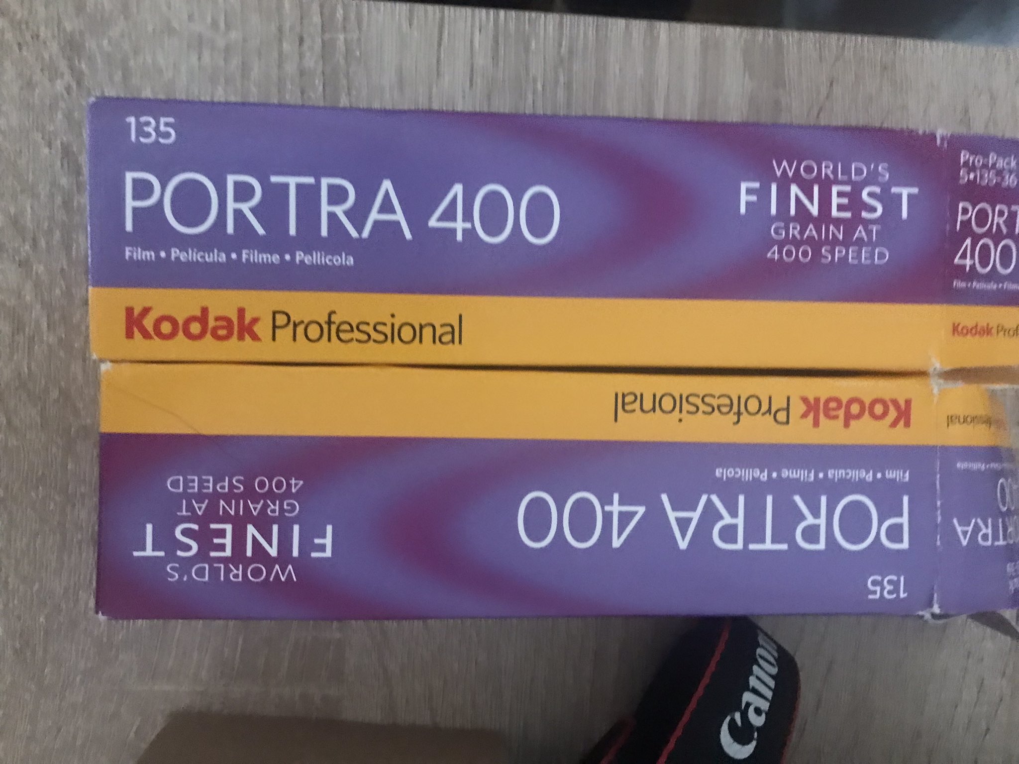 borttv.eth on Twitter: "The film vs. The photo https://t.co/kd1DvoNu08" / Twitter