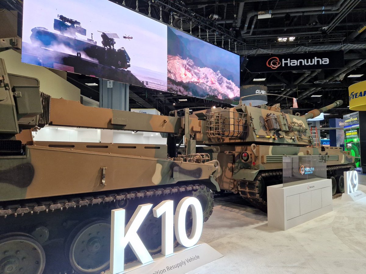 艾布拉姆斯🇺🇸💙💛 on Twitter: "#AUSA2022 韩华防务的K-9自行火炮和K-10弹药补给车参展"