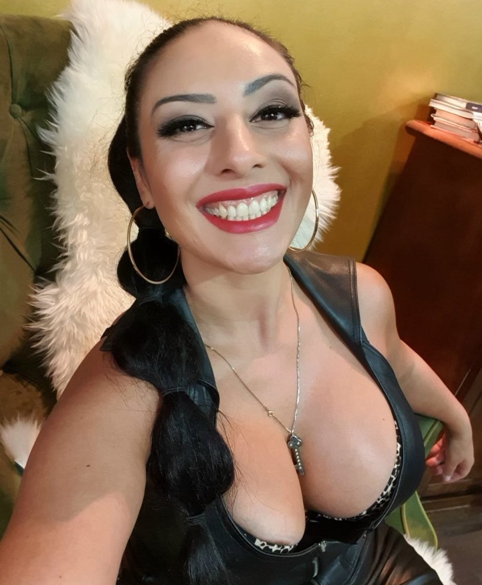 ♀️ The Matriarch (Ezada Sinn) ♀️ 🔞 on Twitter: "RT @degetel1: @Mistress_Ezada All i ever want to ...