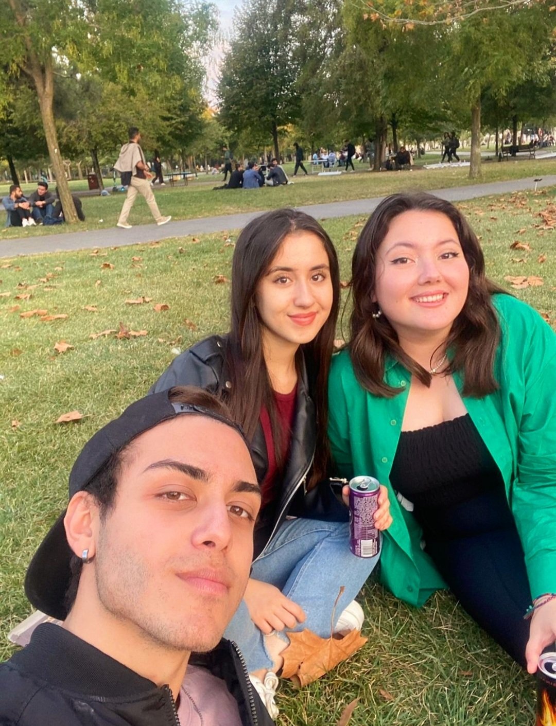 Asu Sena on Twitter: "Bugun ortabahcenin en goygoy kisileri bizdik🤙🤯💖 https://t.co/aeNA3RY7rc ...