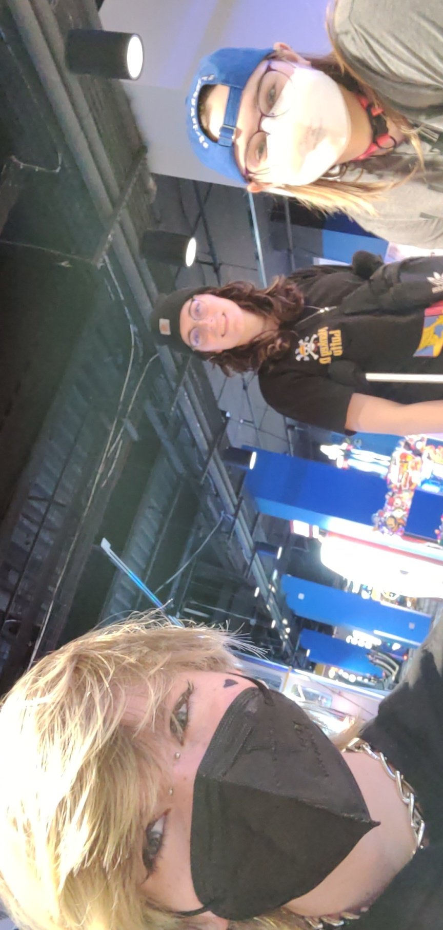 xX_4ng3L_sN1p3R_Pupp13_Xx on Twitter: "friends :3 https://t.co/NoOGdfxOR9" / Twitter