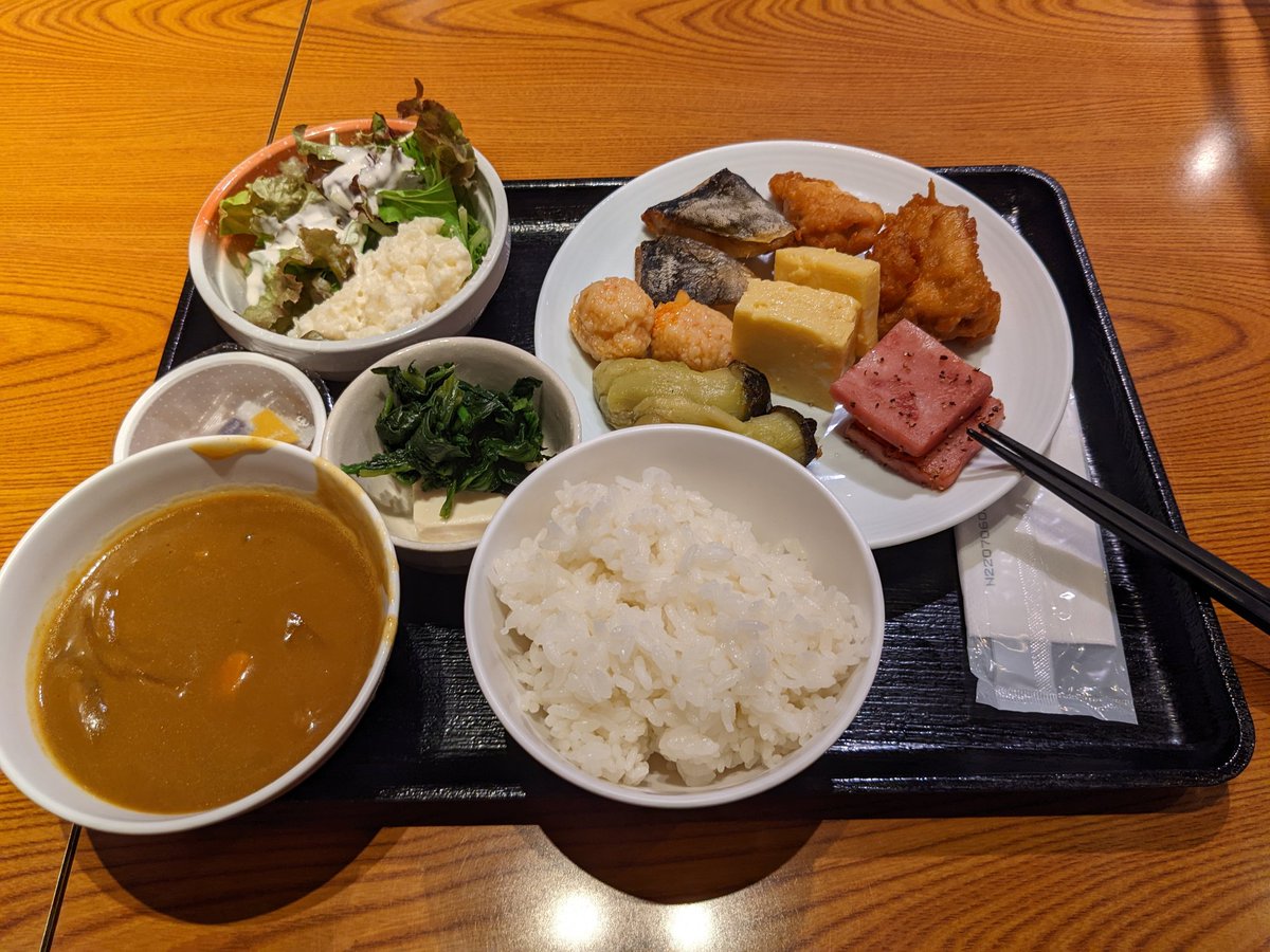 🐾三毛狸🐾 On Twitter おはようございます😃‼️ 今日はホテルに籠城して、溜まった書類関係をやれる所まで進めようと頑張らねば😅💦💦💦 昨夜と今朝のごはん