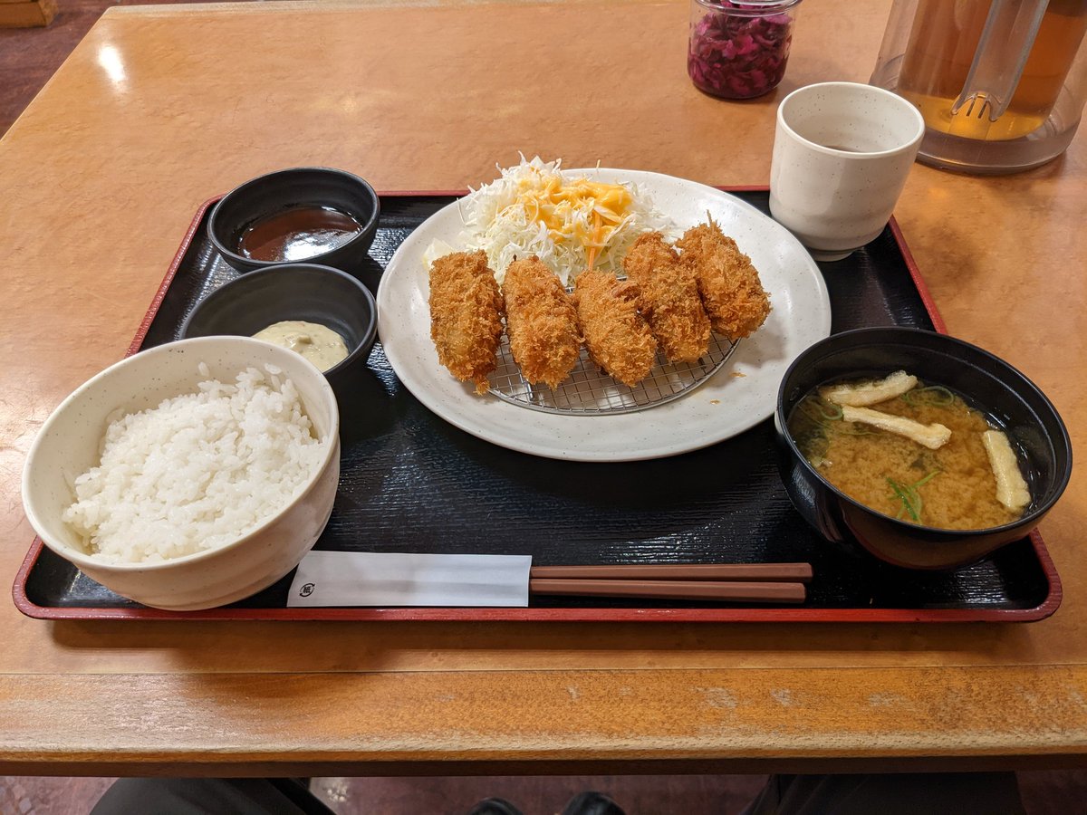 🐾三毛狸🐾 On Twitter おはようございます😃‼️ 今日はホテルに籠城して、溜まった書類関係をやれる所まで進めようと頑張らねば😅💦💦💦 昨夜と今朝のごはん