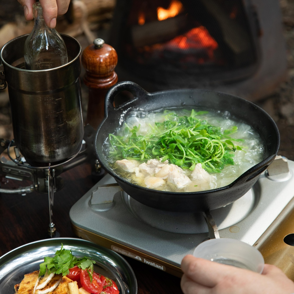 dancyu_mag on Twitter: "dancyu11月号は絶賛発売中です！ 焚き火とキャンプをこよなく愛する、代々木上原「Sakeria 酒坊主」店主・前田朋さんが提案するのは ...