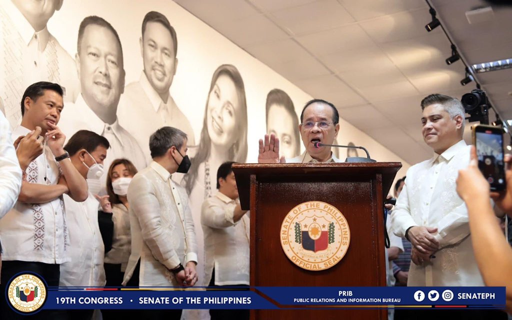 Manila Bulletin News on Twitter: "NEW LEGACY WALL UNVEILED LOOK: The Senate on Monday, October ...