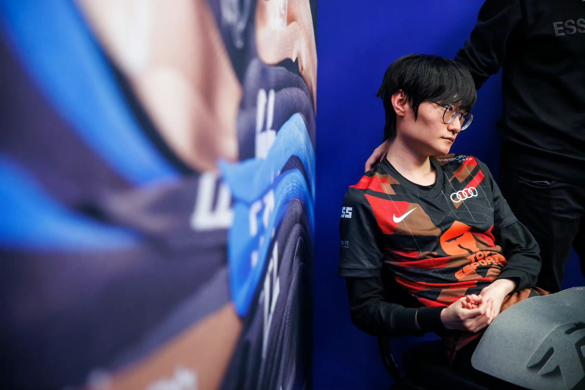 Rita on Twitter: "🐐👊 https://t.co/f7SSm7Lhte" / Twitter