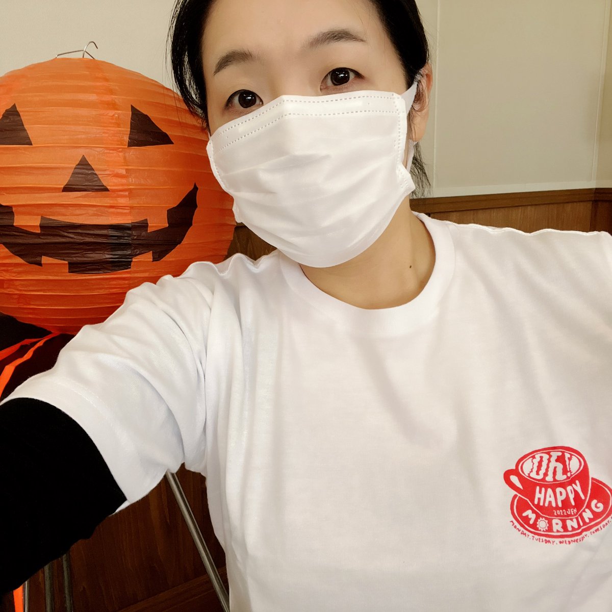 井門宗之 on Twitter: "RT @fmaru10: なかなか「Tシャツちゃん」から「パーカーちゃん」への切り替えがうまくいかない阿部… 今日は #hapimoni Tシャツを着て3 ...