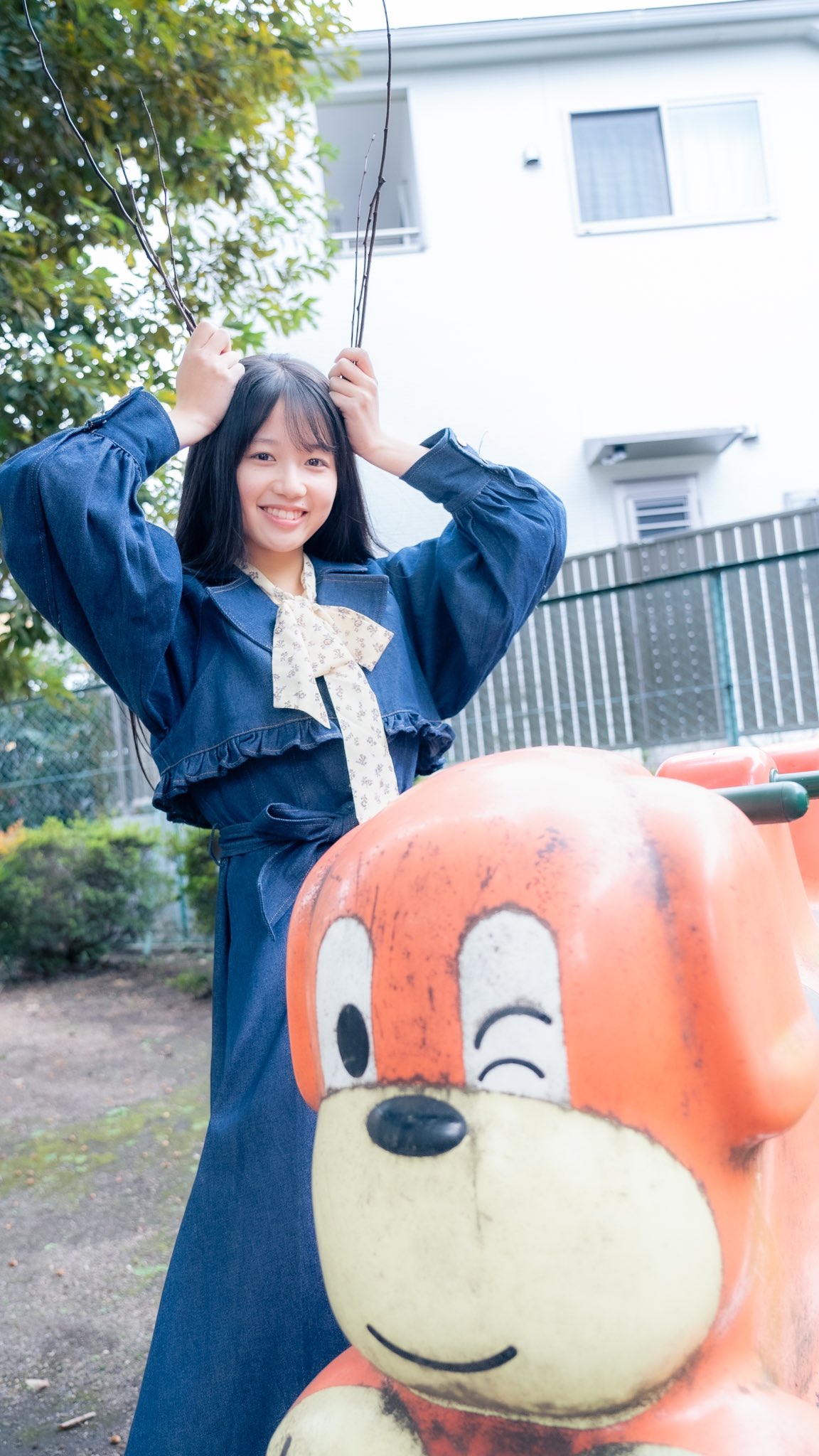 「AKB48 17研究所！」公式 on Twitter: "#AKB17研究所 第12回オフショット part5は 東京都の中心でサンキューを叫ぶ の撮影から #正鋳真優 研究員と #水島美結 ...