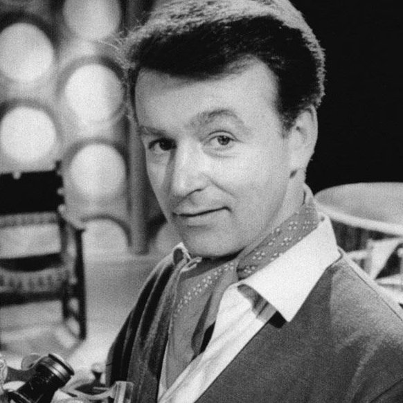 John Smith on Twitter: "RT @LMMyles: How it started/ How it's going #DoctorWho #ThePowerOfTheDoctor"