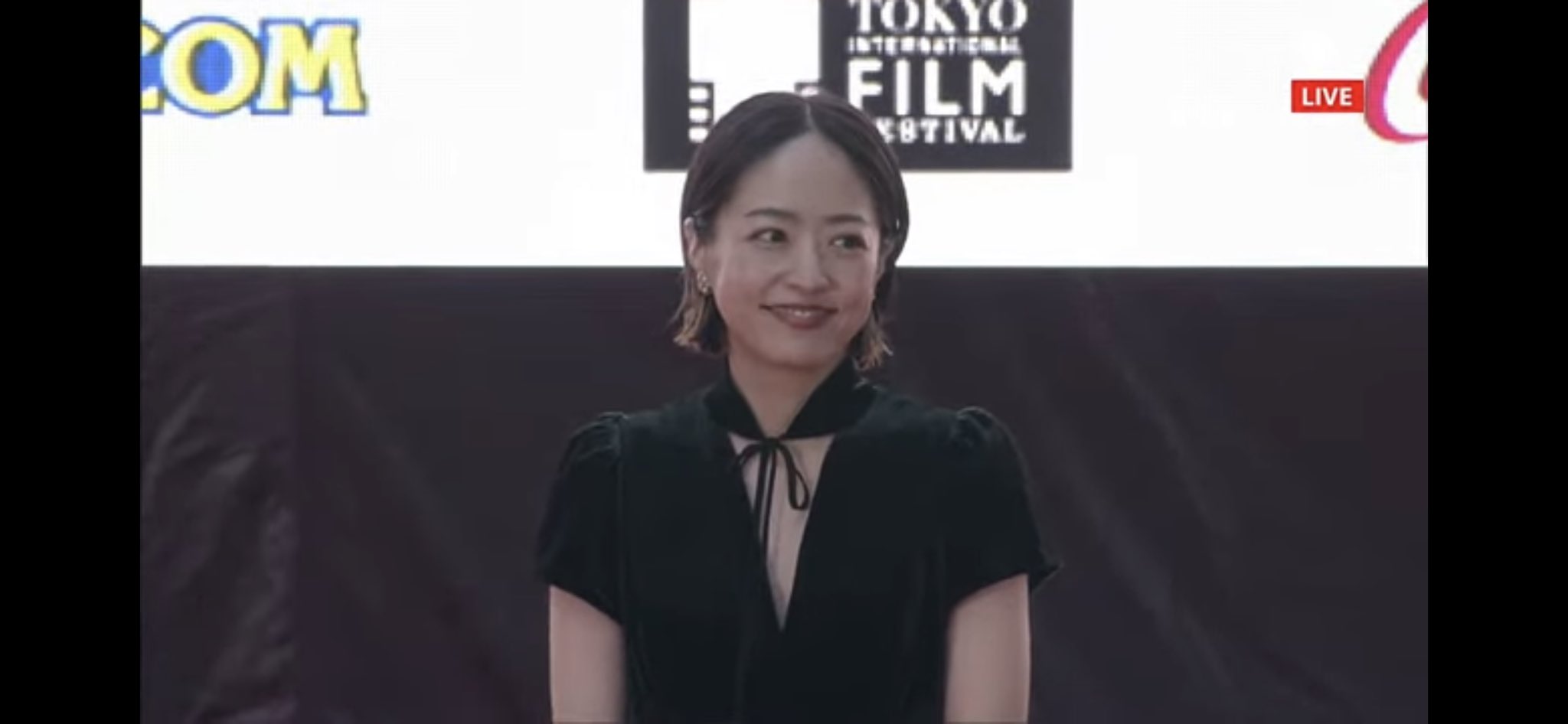 めい子 on Twitter: "井上真央ちゃん！ #わたしのお母さん #東京国際映画祭 https://t.co/gfFdacIOaW" / Twitter