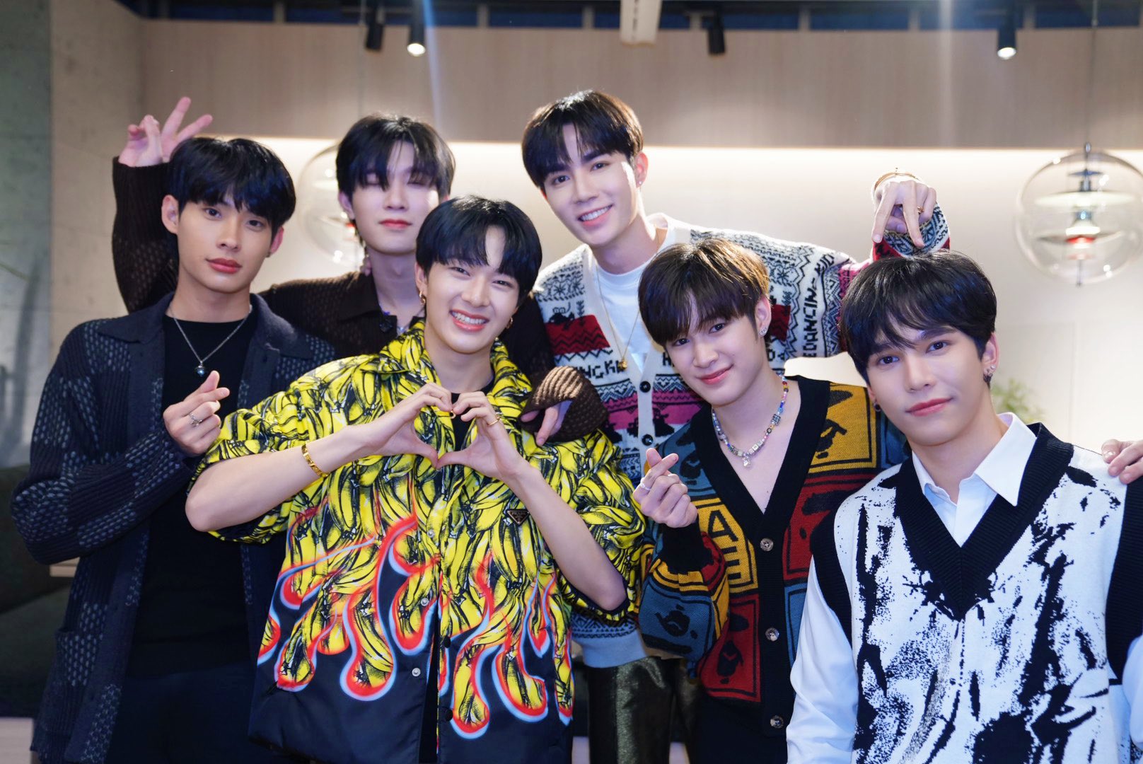 นิ่งเฮียก็หาว่าซื่อ Cutie Pie Series On Twitter วันนี้เยี่ยมสื่อญี่ปุ่นเสร็จเรียบร้อย วันนี้